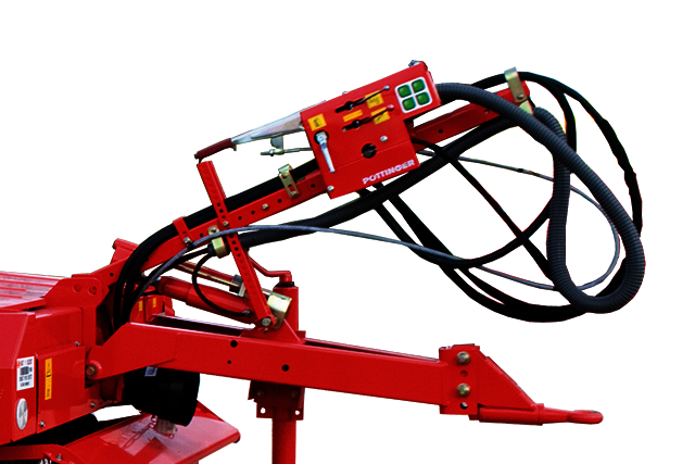 BOSS Loader wagons with feeder combs | PÖTTINGER International