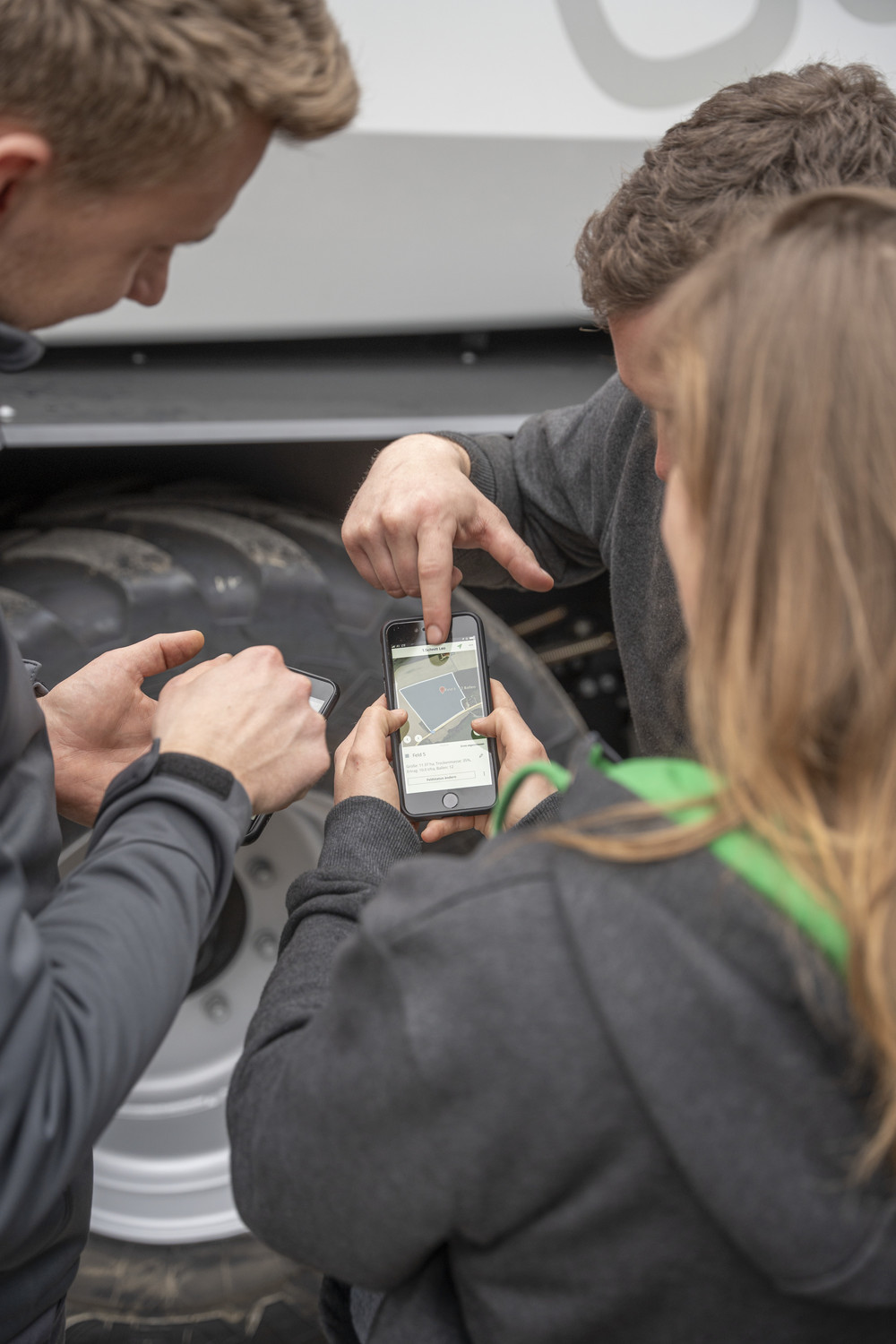 HARVEST ASSIST app with even more functions | PÖTTINGER Australia