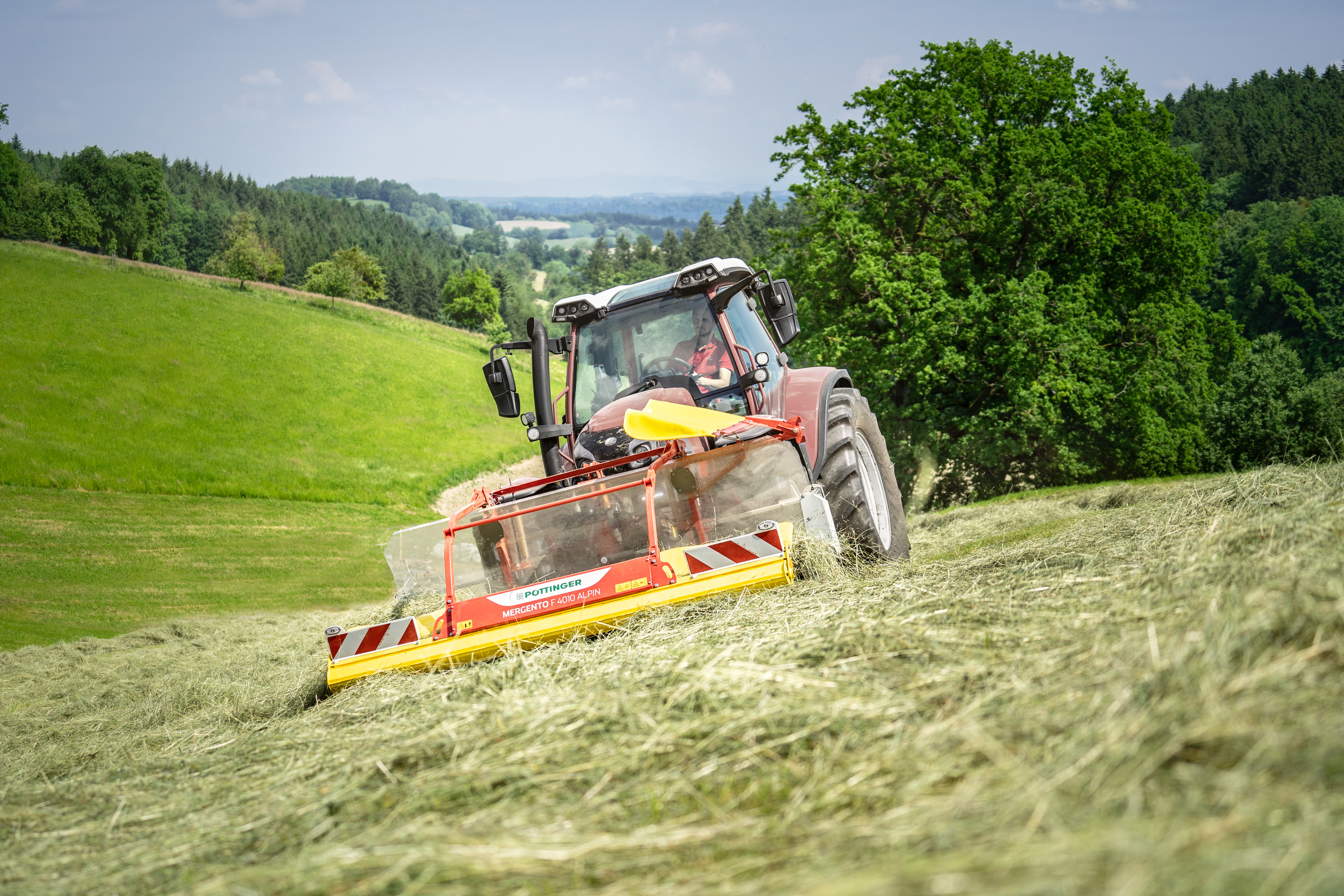 MERGENTO F 4010 ALPIN Bilddownload hochauflösend | PÖTTINGER Österreich